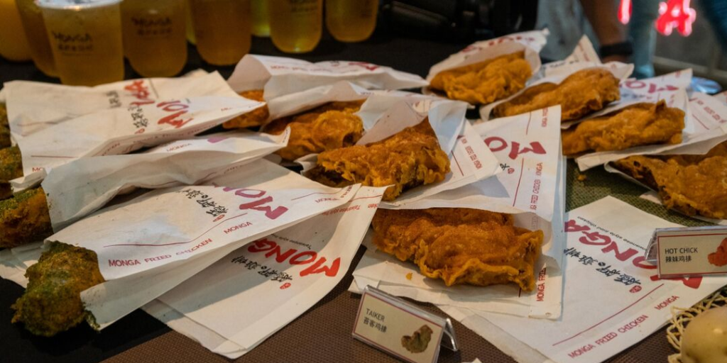 Monga: Good Fried Chicken from Taipei’s Oldest District