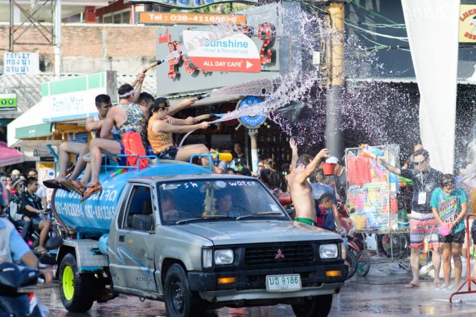 A First-Timer's Guide To Everything About Songkran in Thailand 2025 ...