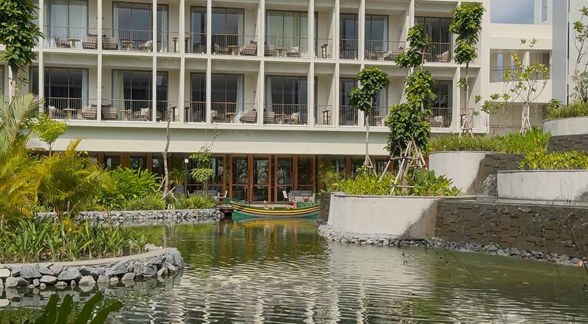 Holiday Inn Resort Bintan Lagoi Beach Review | Easy Getaway Near ...